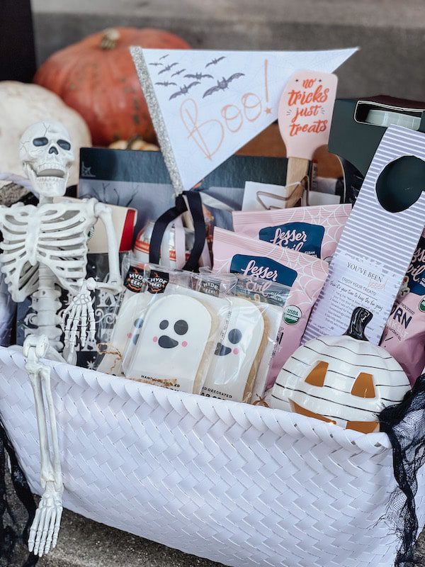 How to Make a Boo Basket (Plus a Free "We've Been Booed" Printable ...